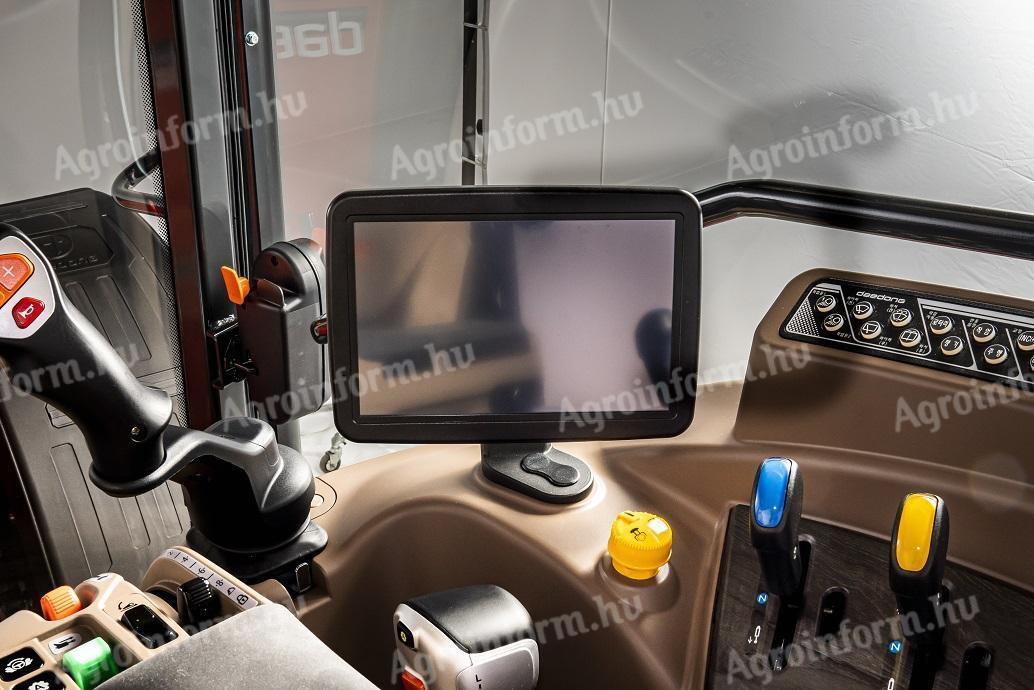 Kioti HX 1001 PC traktor – 110 LE, 2024-es modell, kiváló ...