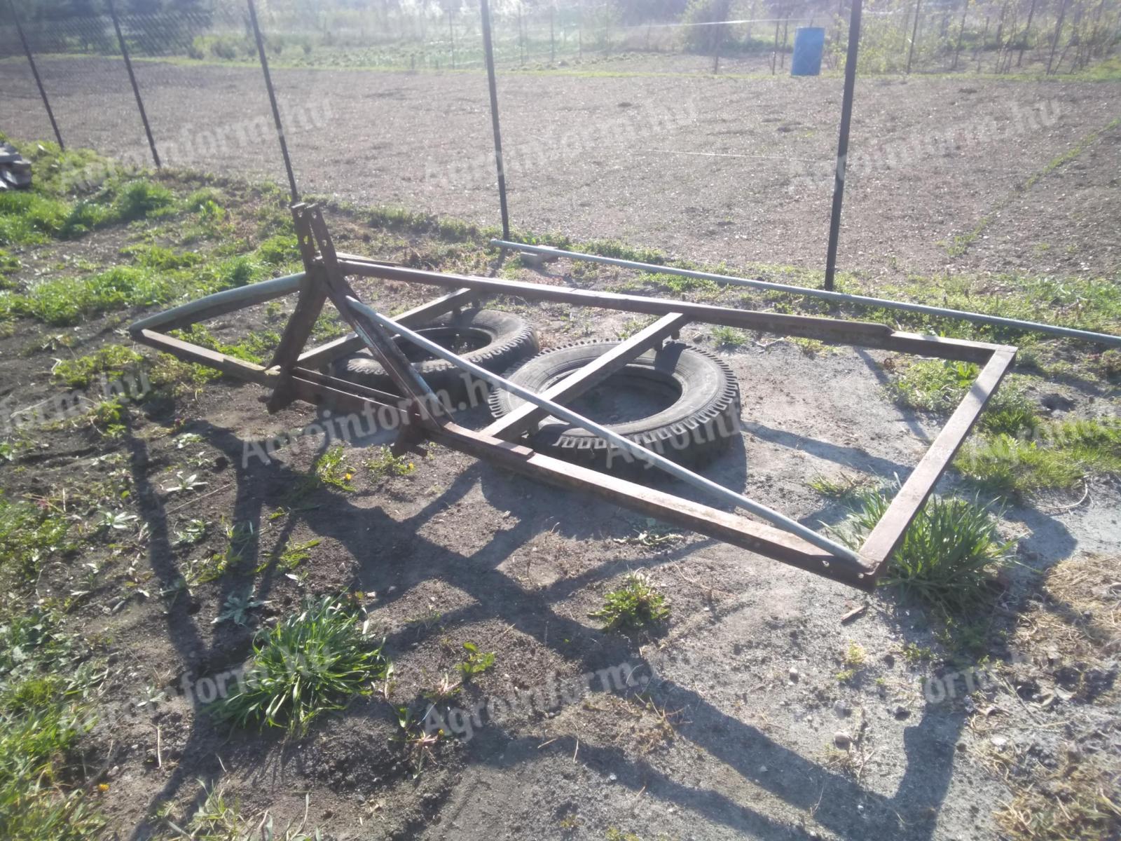 3 leveles függesztett fogas kerete eladó - Győr-Moson-Sopron vármegye ...