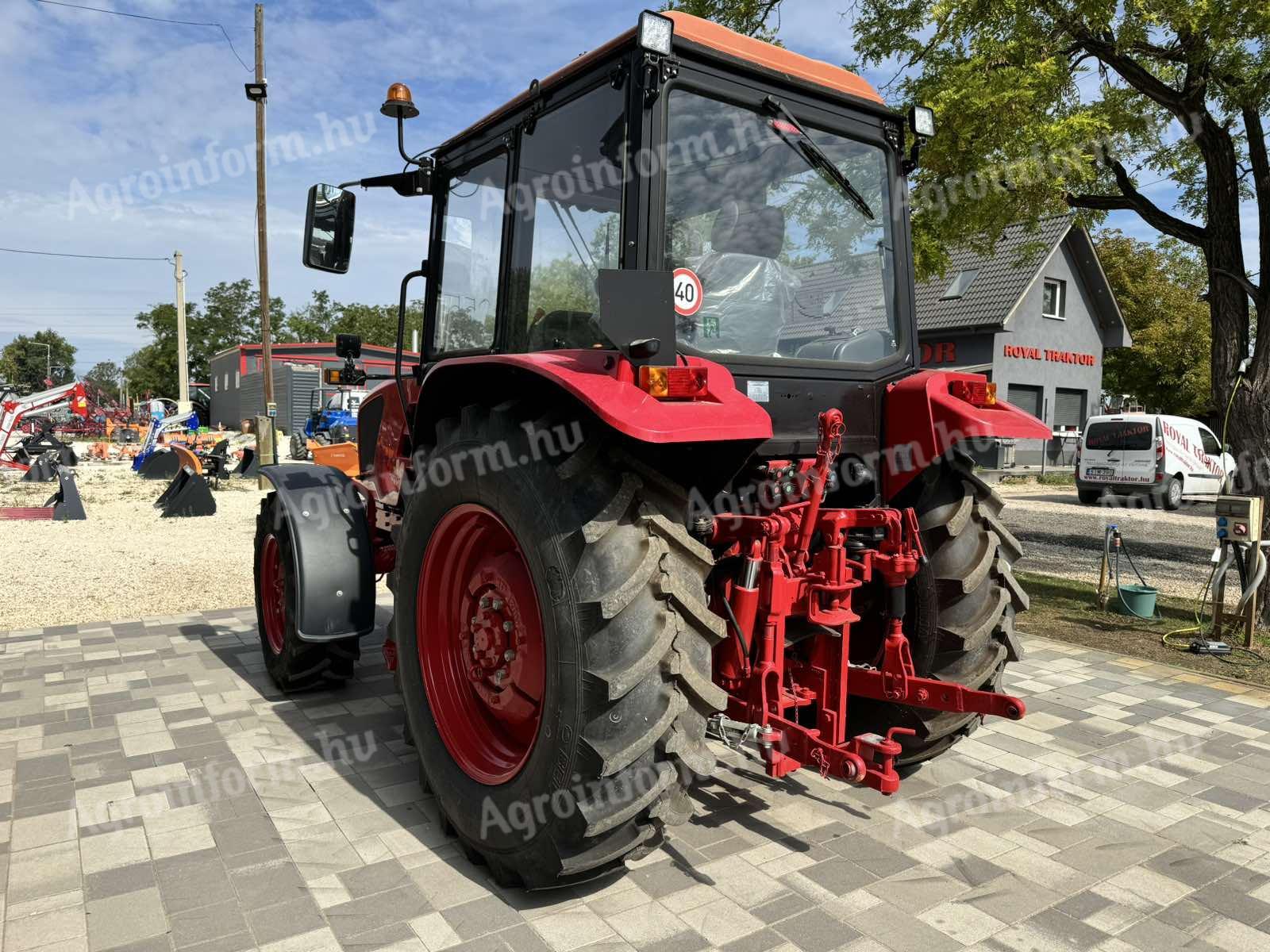 BELARUS MTZ 952.7 - Royal Traktor EU-s típusbizonyítvánnyal, Pályátban ...