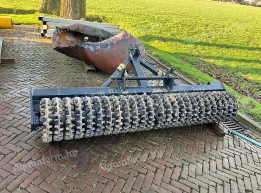 CROSSKILL HENGER 2,5 méter munkaszéllességű, 3 pont felfüggesztésű ...