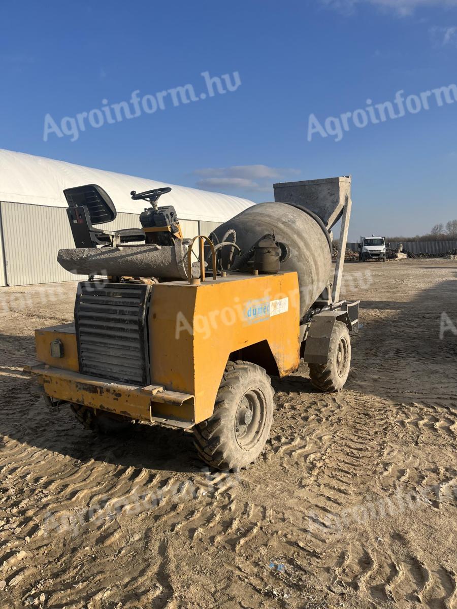 Dumec mobil önjáró betonkeverő mixer - Csongrád-Csanád vármegye 6795 ...