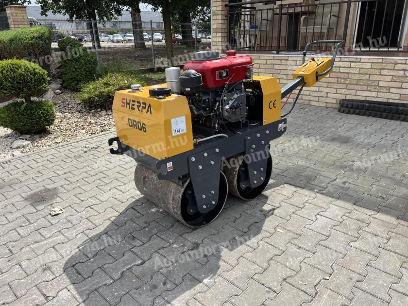 Sherpa DR06 Duplavibrós Víztartályos Úthenger ÚJ - Bács-Kiskun vármegye 6500 Baja - Agroinform.hu