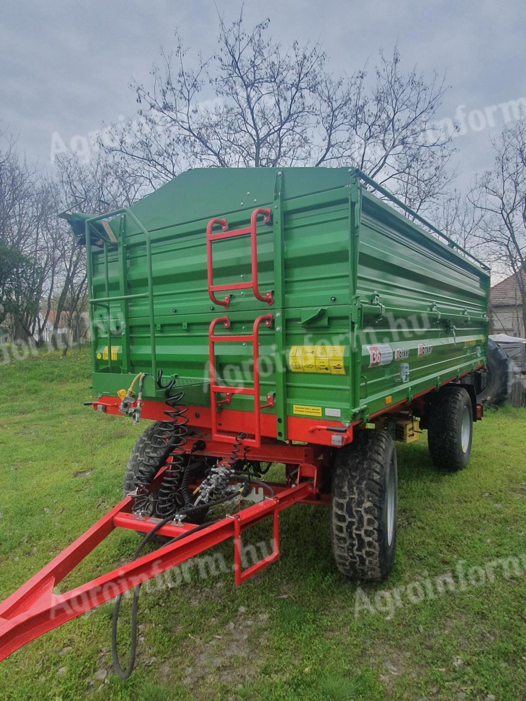 Pronar T672/2 kéttengelyes pótkocsi újszerű állapotban, ponyvával eladó ...