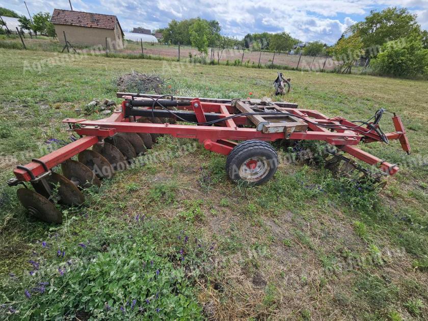 Vontatható V-tárcsa - Pest vármegye 2750 Nagykőrös - Agroinform.hu