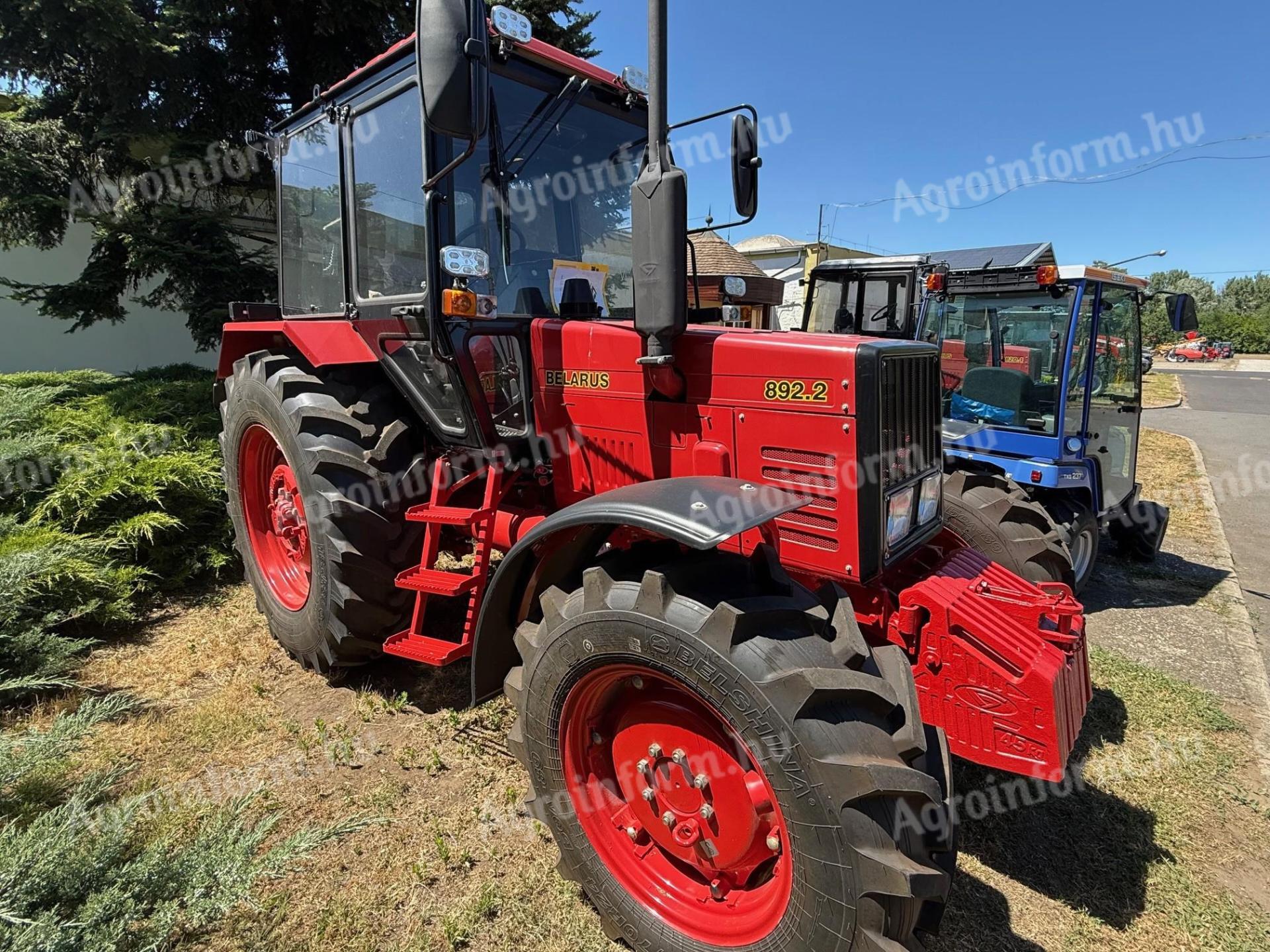MTZ-892.2 traktor - Szabolcs-Szatmár-Bereg vármegye 4400 Nyíregyháza - Agroinform.hu