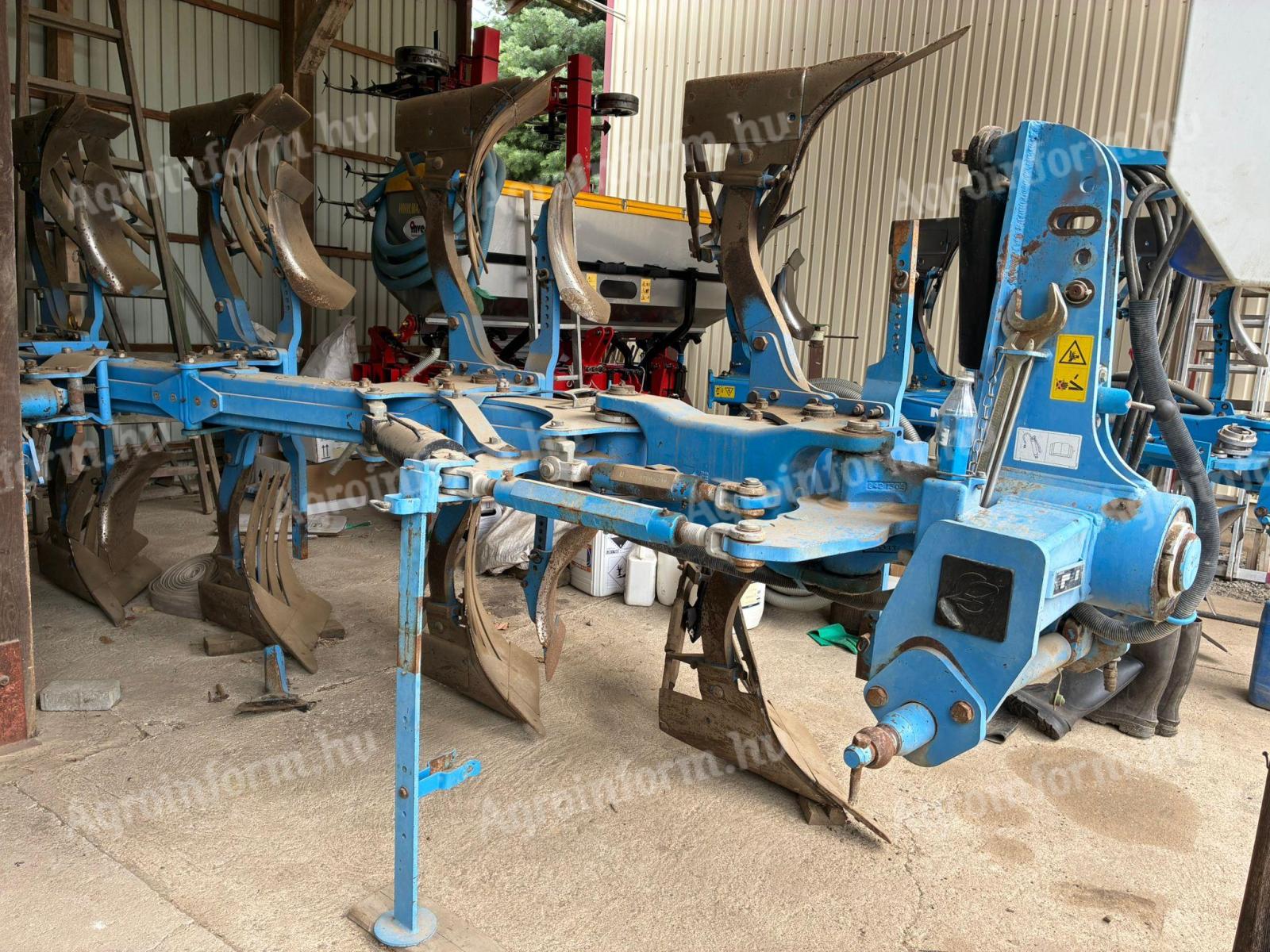 Lemken Variopal 9 5 N 100 függesztett váltvaforgató eke - Szabolcs ...