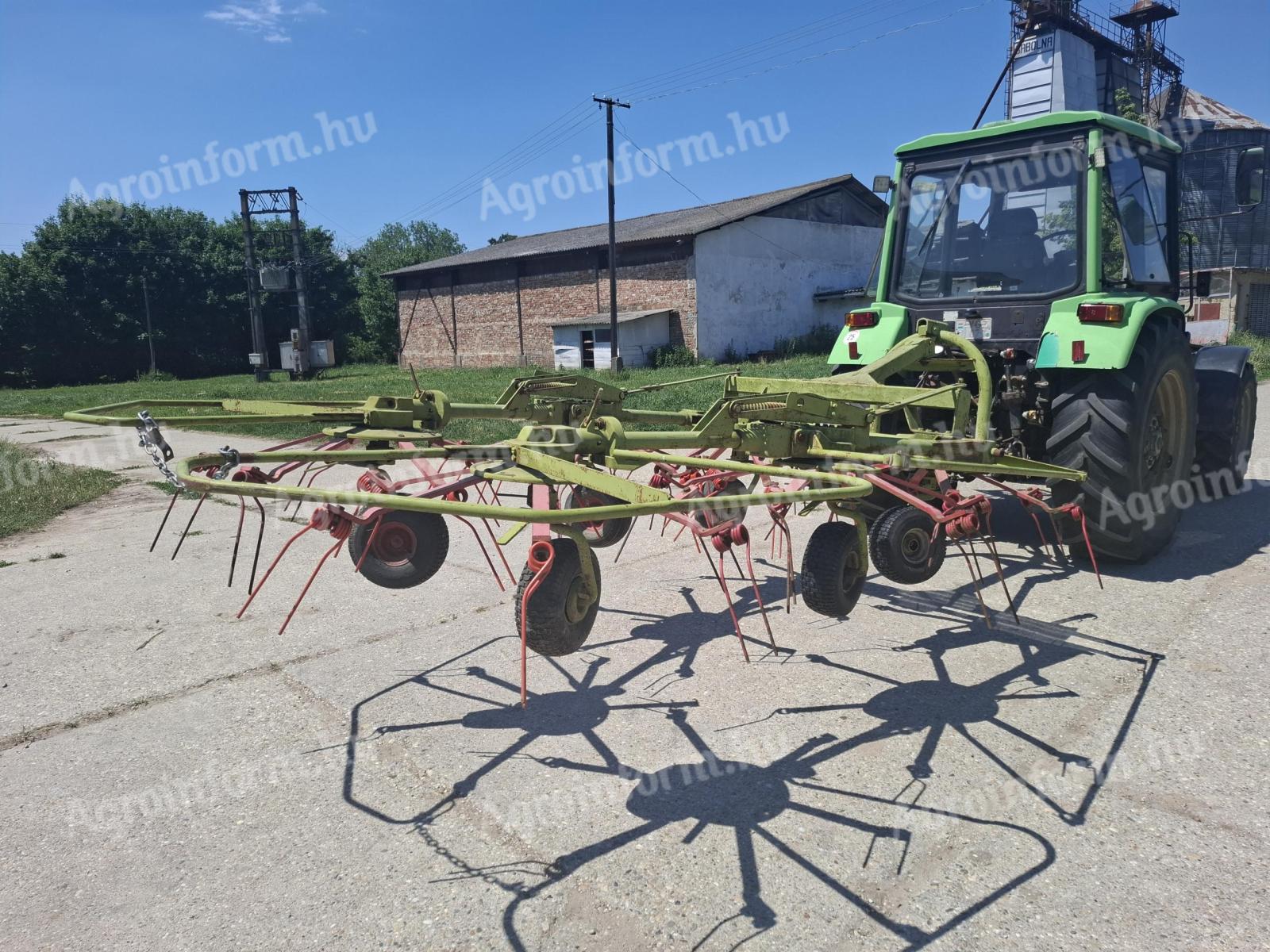 Claas W 740 S rendterítő (7,4 méter munkaszélesség), azonnal munkára ...