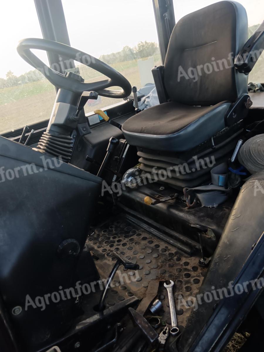 MTZ 892.2 traktor eladó, 2011-es évjárat, gyorsváltóval, turbóval ...
