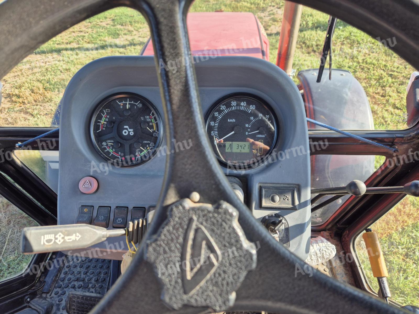 MTZ 920.4 fronthidraulikával, 8,2M+ÁFA - Bács-Kiskun vármegye 6086 ...