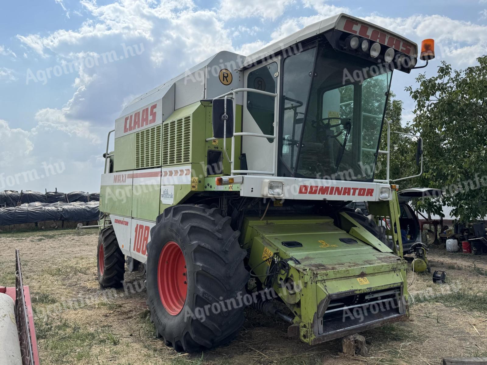 Claas Dominator 108 SL Maxi gabona- és kukoricaasztallal eladó ...