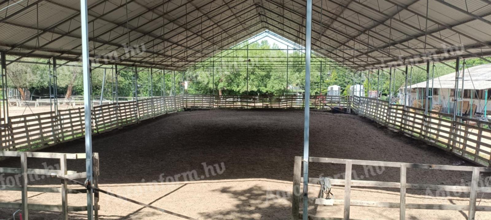 Acélvázas csarnok 17×30 eladó – fedeles lovarda, raktár, tároló ...