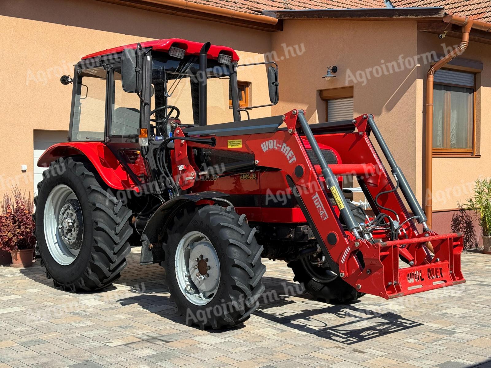 Belarus MTZ 952.3 traktor homlokrakodóval eladó - Csongrád-Csanád ...