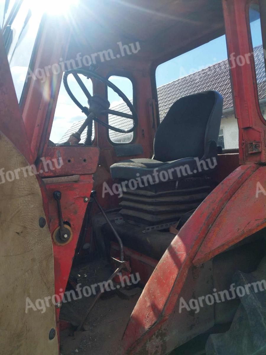 Eladó MTZ 80-as kisfülkés - Fejér vármegye 2427 Baracs (Apátszállás ...