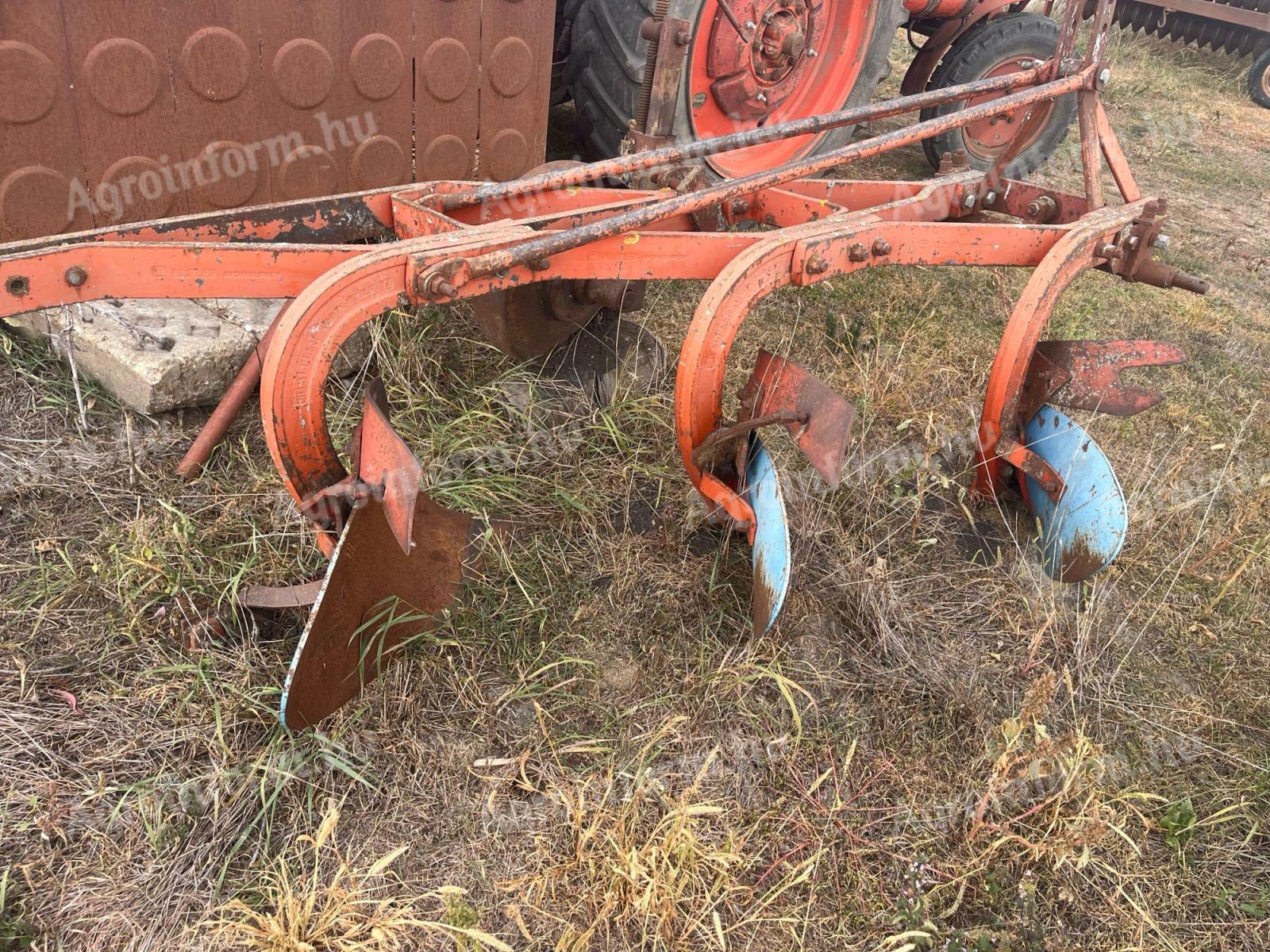 3 fejes ágy eke - Békés vármegye 5510 Dévaványa - Agroinform.hu