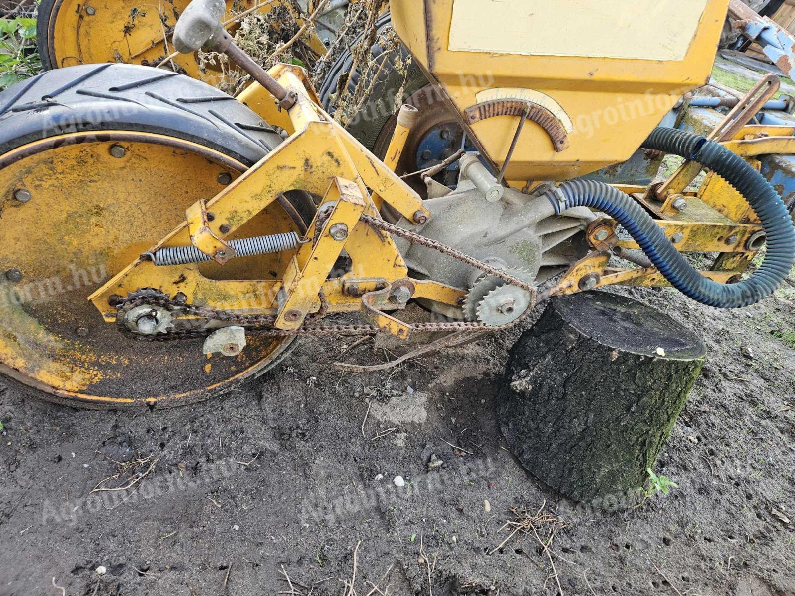 Kleine 6 soros kukorica vetőgép - Pest vármegye 2750 Nagykőrös ...