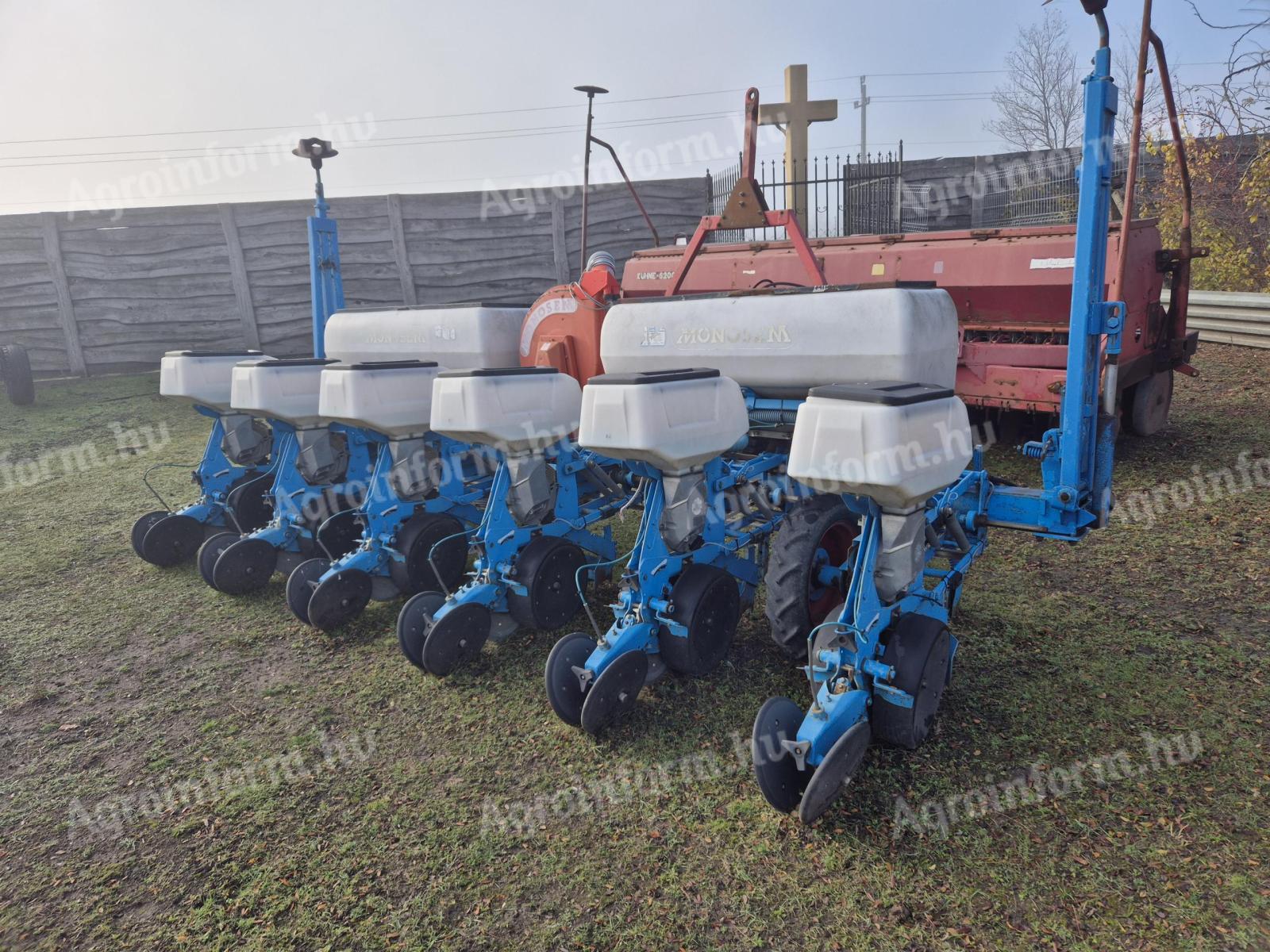 Monosem 6 soros vetőgép eladó - Jász-Nagykun-Szolnok vármegye 5100 ...