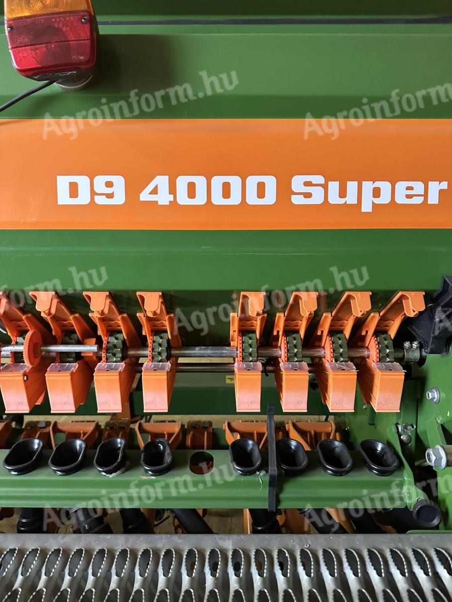 Amazone D9 4000 gabonavetőgép - Szabolcs-Szatmár-Bereg vármegye 4914 ...