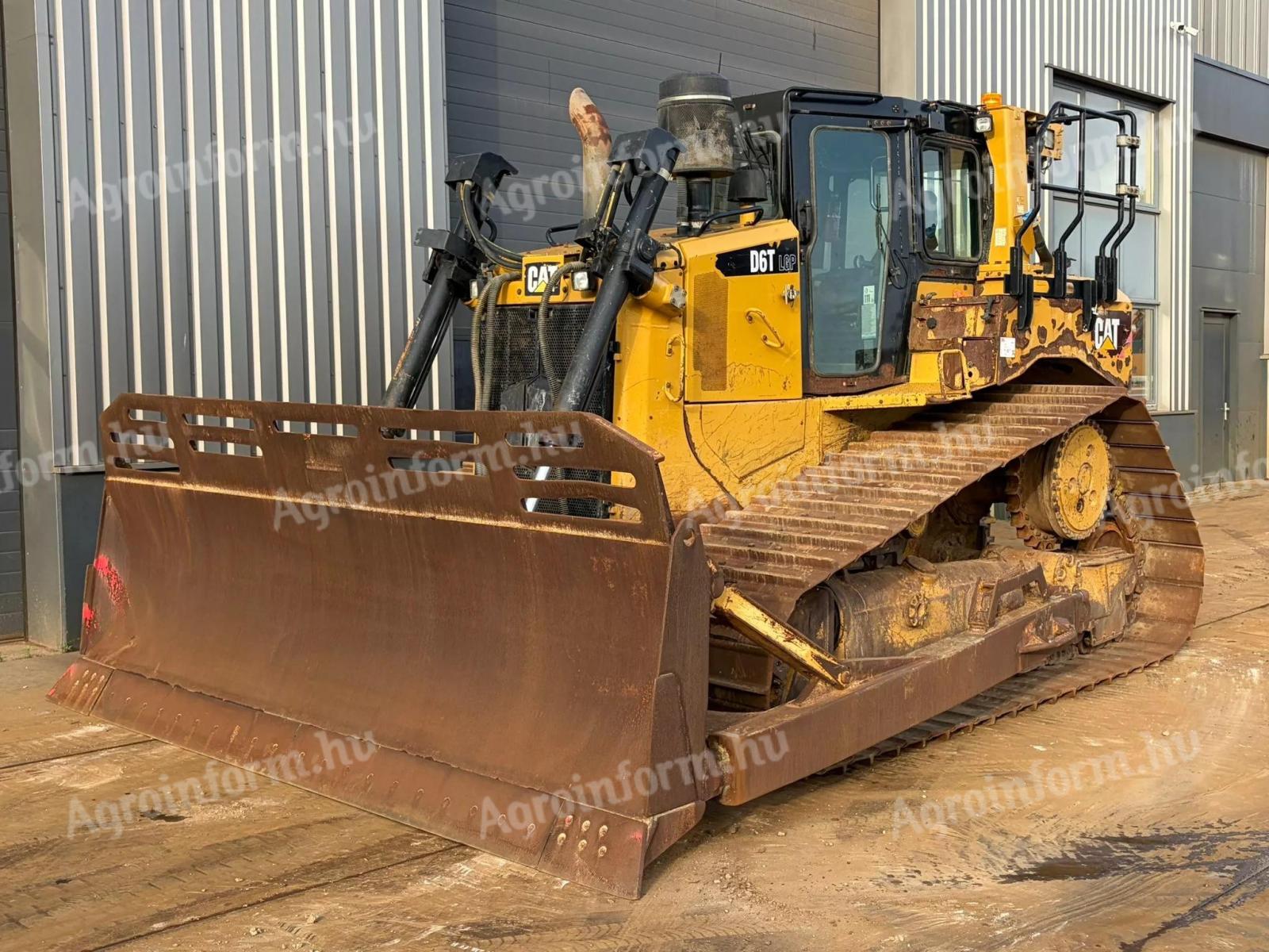 Caterpillar D6T LGP / 2017 / 6922 üzemóra / Lízing 20%-tól - 1011 ...