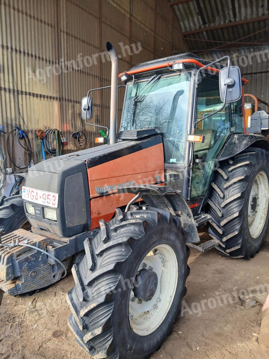 Valtra Valmet 800-as - Bács-Kiskun vármegye 6041 Kerekegyháza ...