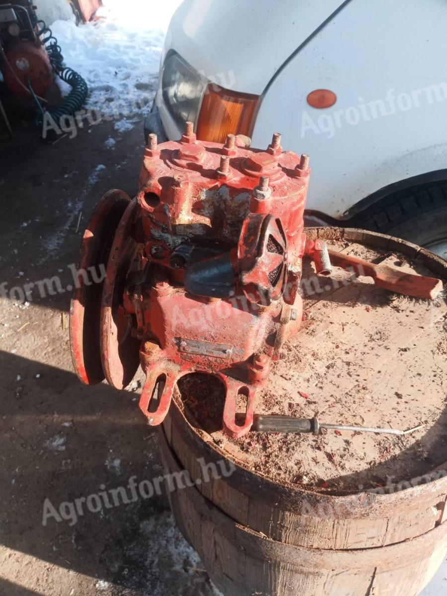 2 hengeres Zil kompresszor - Hajdú-Bihar vármegye 4119 Váncsod ...