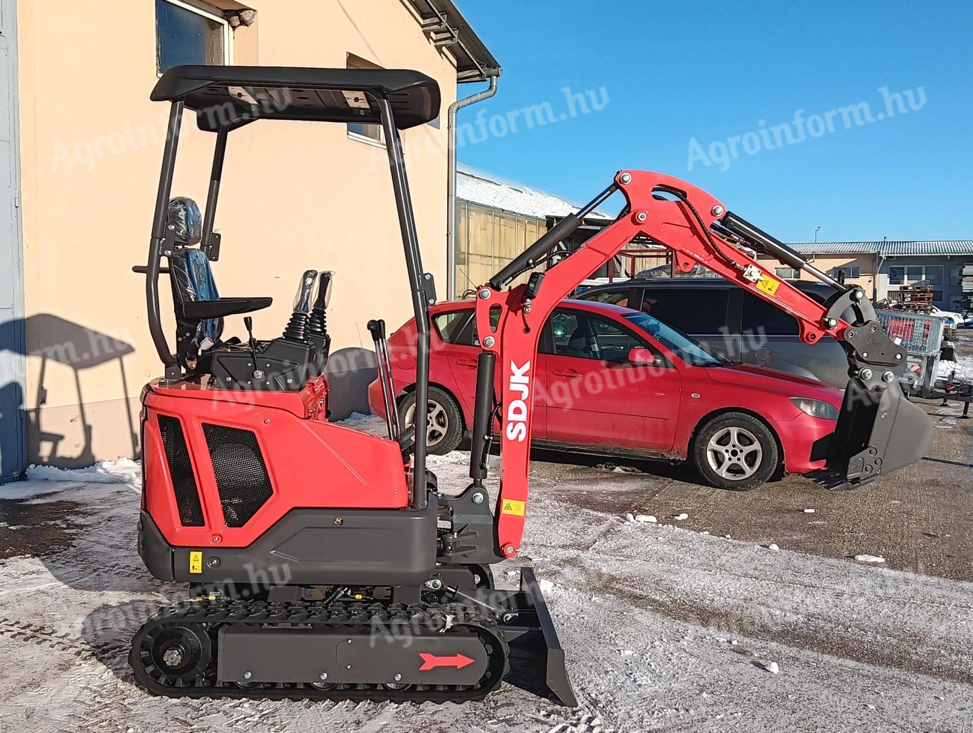 SDJK JKW16 típusú, háromhengeres, 25 lóerős, vízhűtéses, 1,3 T ...