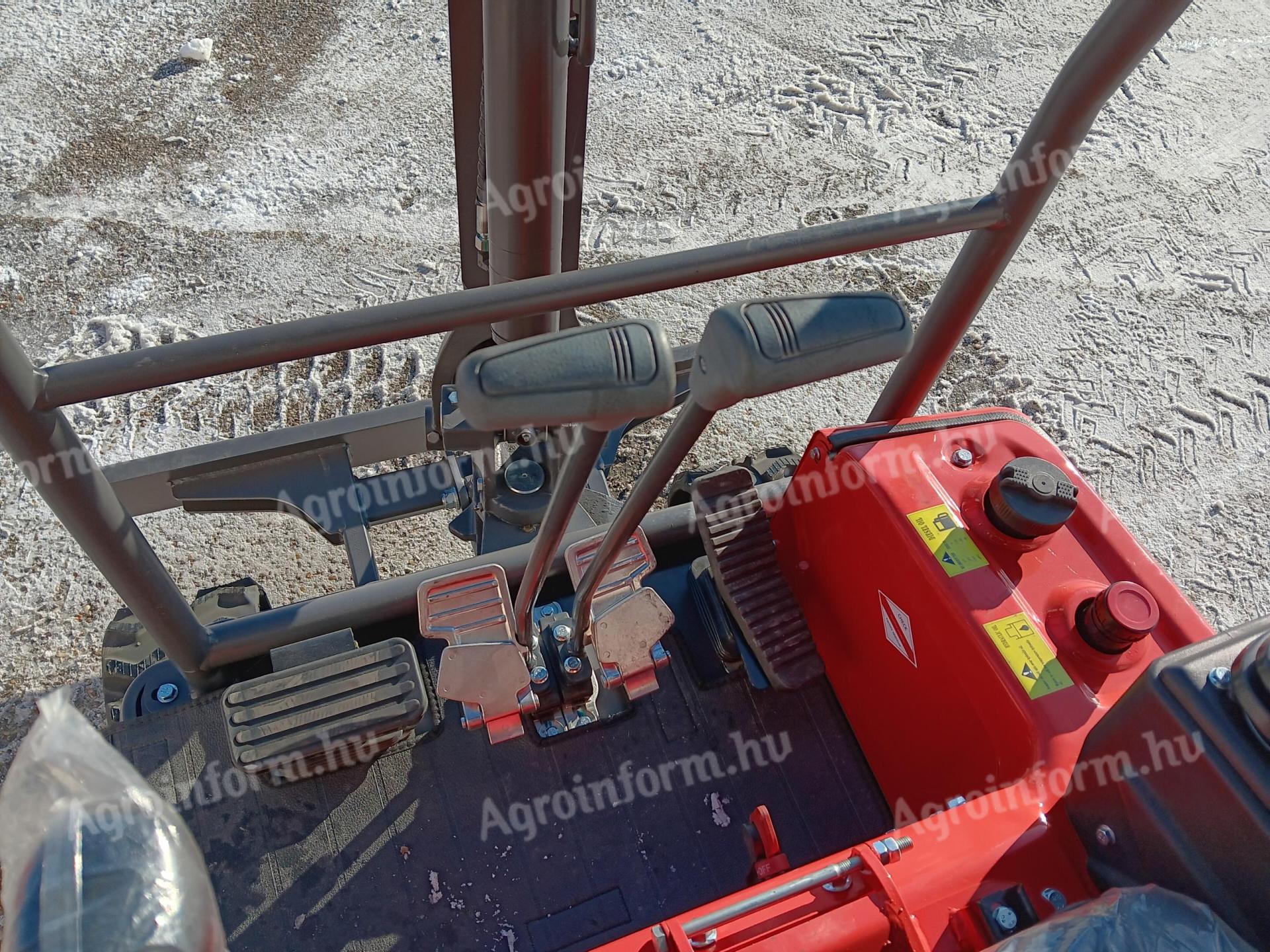 SDJK JKW20 típusú, háromhengeres, 25 lóerős, vízhűtéses, 1,6 T ...