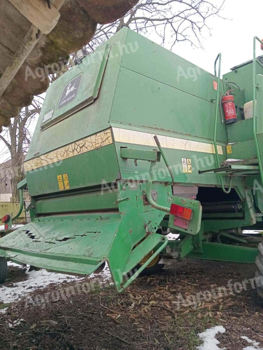 John Deere 2264 kombájn eladó - Békés vármegye 5667 Magyarbánhegyes ...