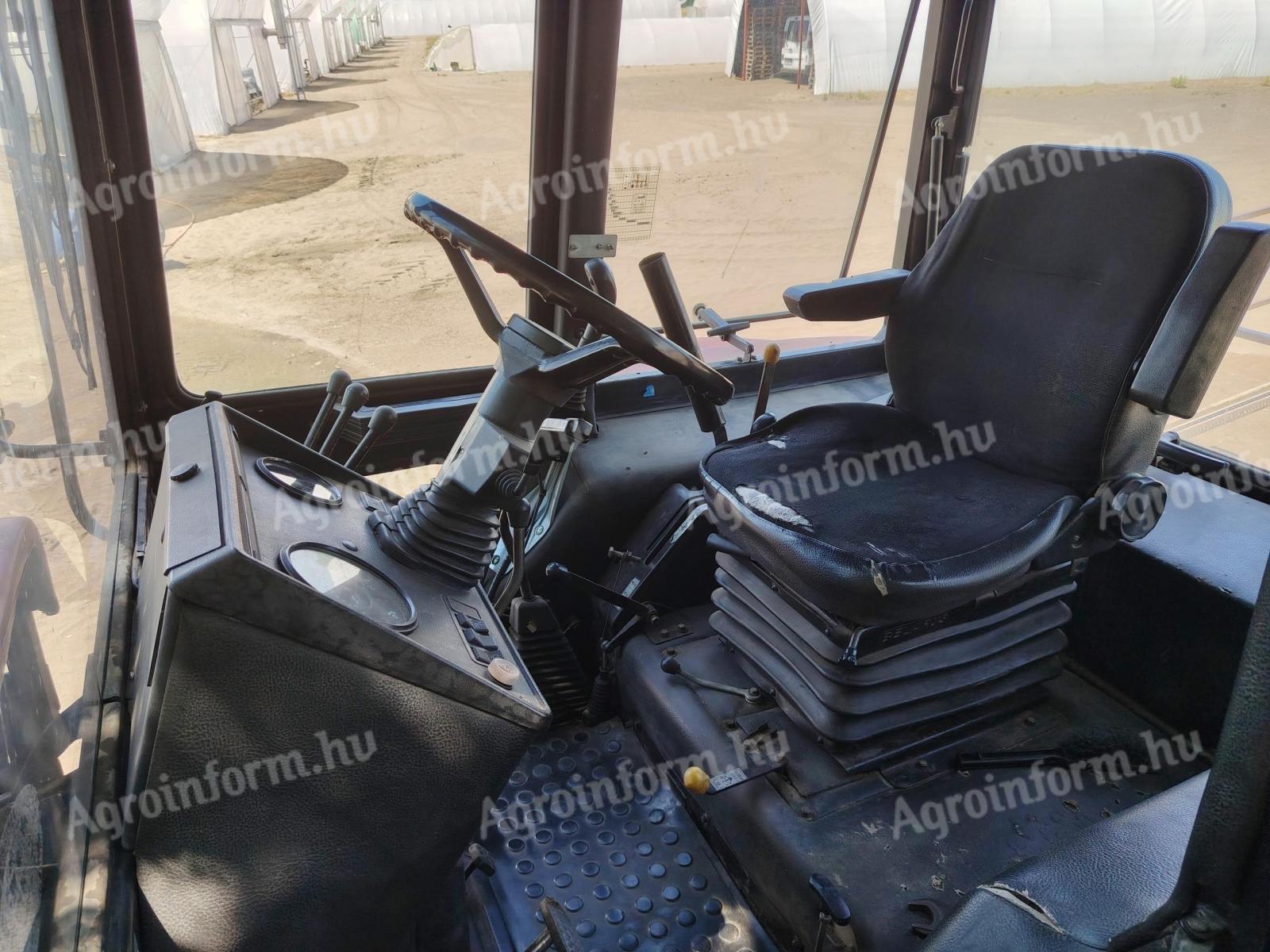 MTZ 920.3 Blackbull homlokrakodóval eladó - Pest vármegye 2700 Cegléd ...