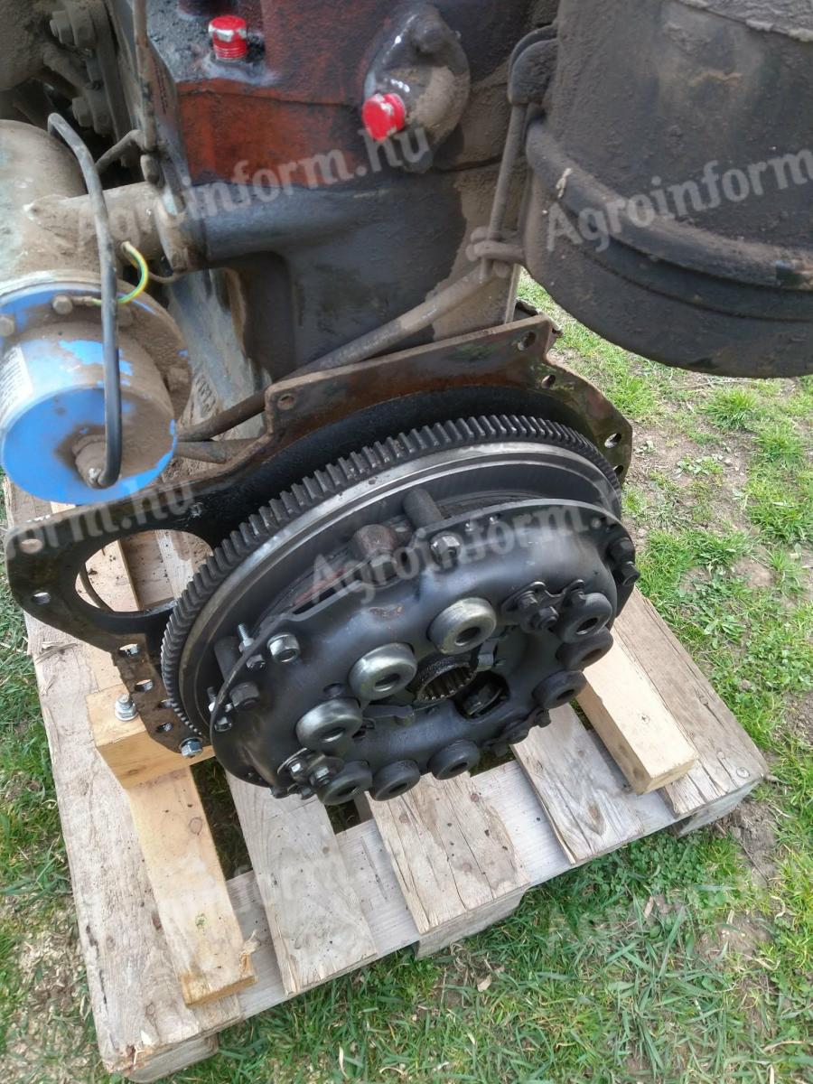 MTZ 892.2 turbós motor eladó, elsősorban egyben, D245 hibás - Szabolcs ...