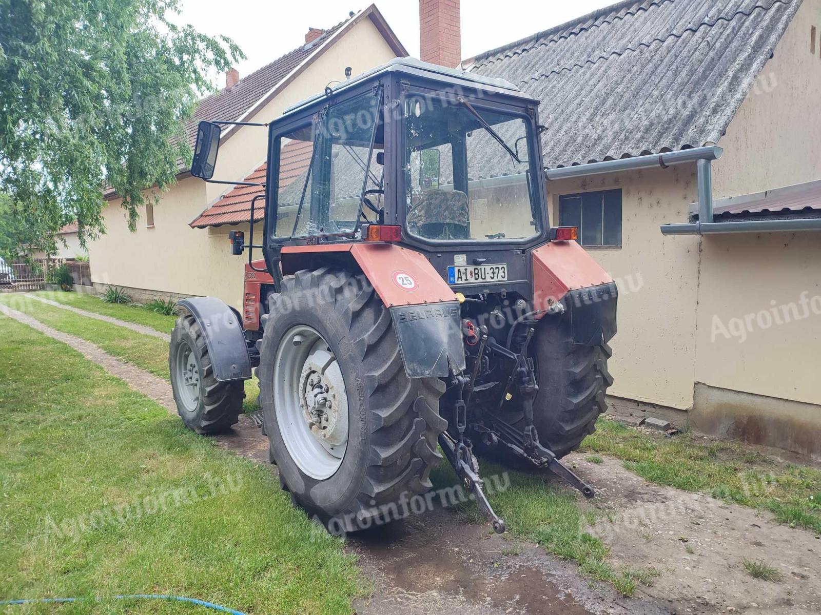 Mtz 820.2 turbós traktor - Jász-Nagykun-Szolnok vármegye 5130 Jászapáti ...